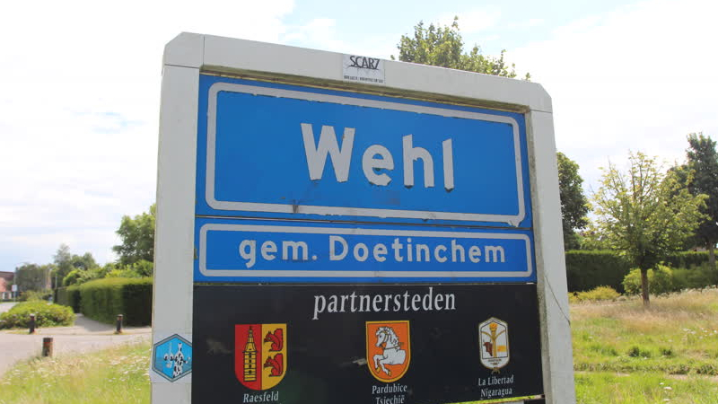 Porsche-rijder rijdt bijna honderd km/u te hard bij Wehl