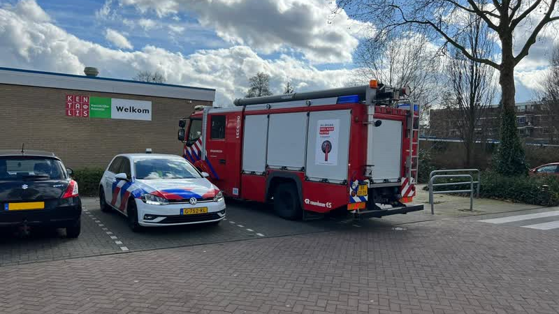 Brandweer bevrijdt jongen uit fiets in Doetinchem