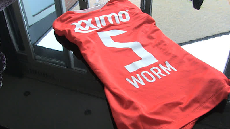 Siri Worm druk met revalidatie