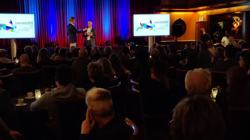 Volle zaal voor eerste Ondernemersprijzen in Bronckhorst Volle zaal voor eerste Ondernemersprijzen in Bronckhorst